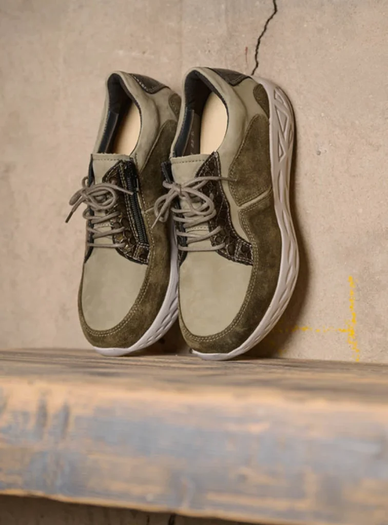 Buy your Wolky Bounce - castor grey combi leather shoes online - Wolky